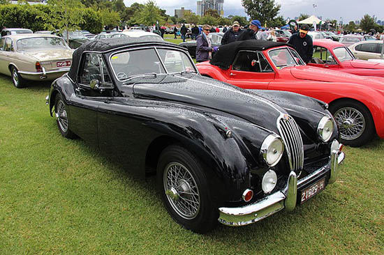 8 Classic Cars That Define Beauty